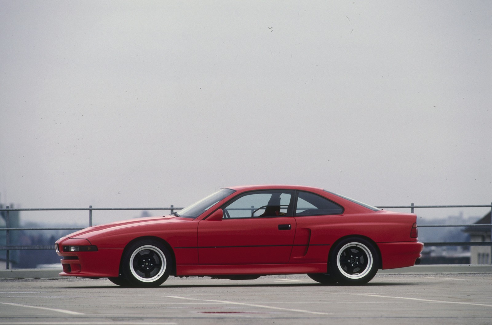 BMW M8 - Ferrari killer!- HISTORIA - Trends Magazines