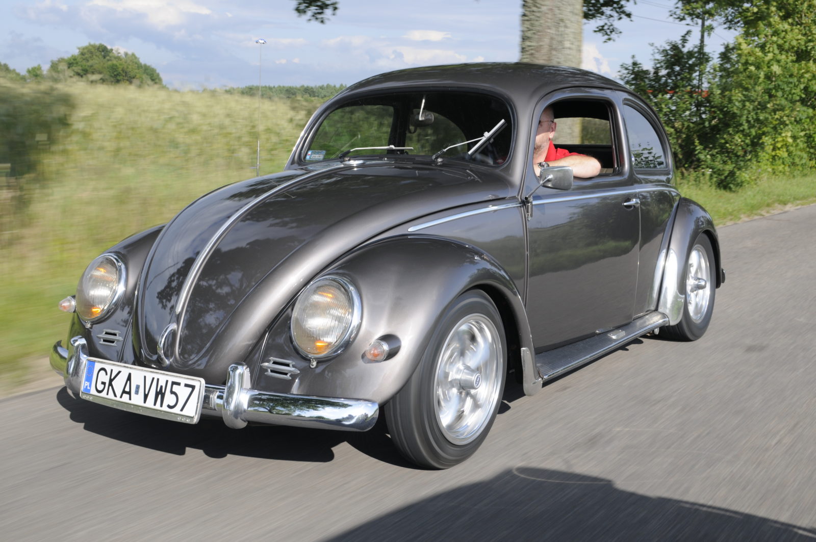 Unikatowy Garbus Oval z kalifornijską duszą - Trends Magazines