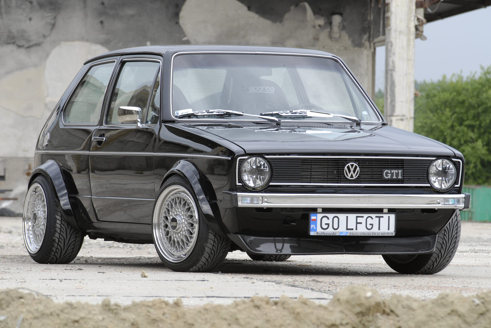 VW Golf Mk 1 w stylu Show & Shine - Trends Magazines