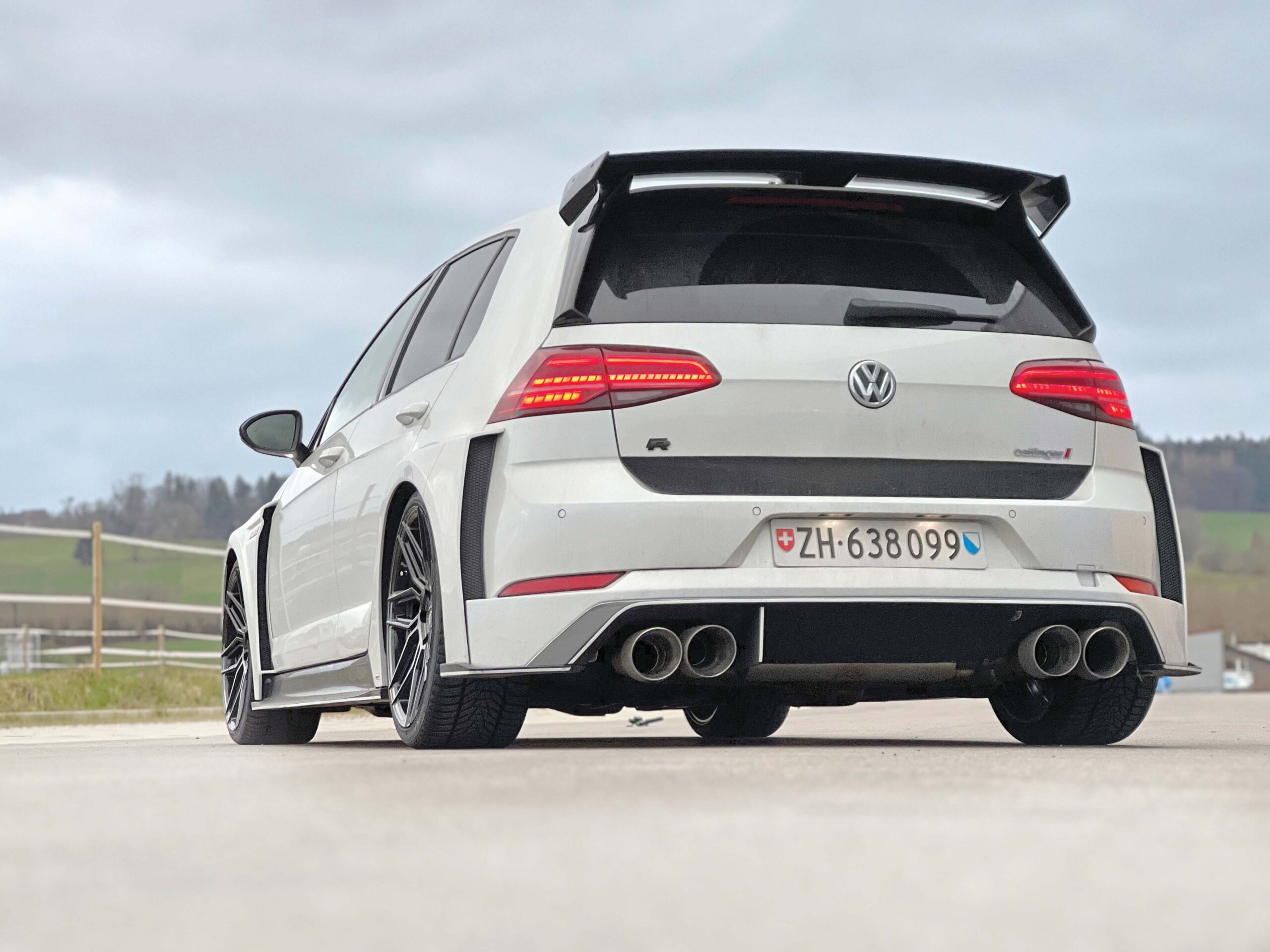 VW Golf TCR Street-Widebody Oettinger - tu jest szeroko! - Trends Magazines